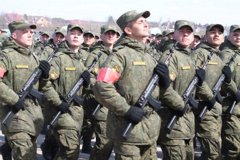 Russian AN-94 self-loading rifle - Armament Research Services (ARES)