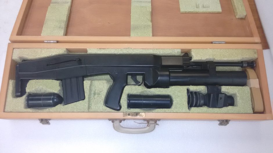 British Enfield SA80 Part 8: Grenade Launchers - Armament Research ...