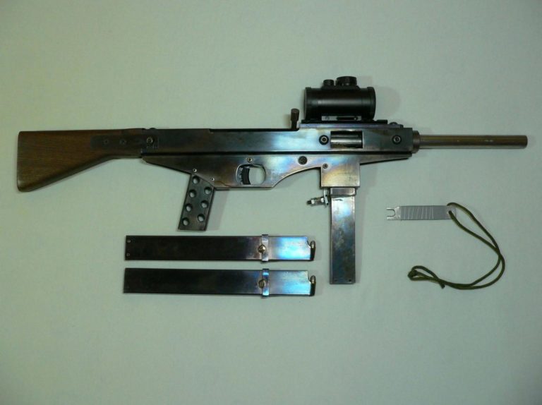 Luty Sub-machine Guns: past, present & future - Armament Research ...