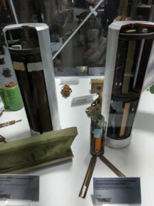 Russian POM-3 anti-personnel landmines documented in Ukraine (2022 ...